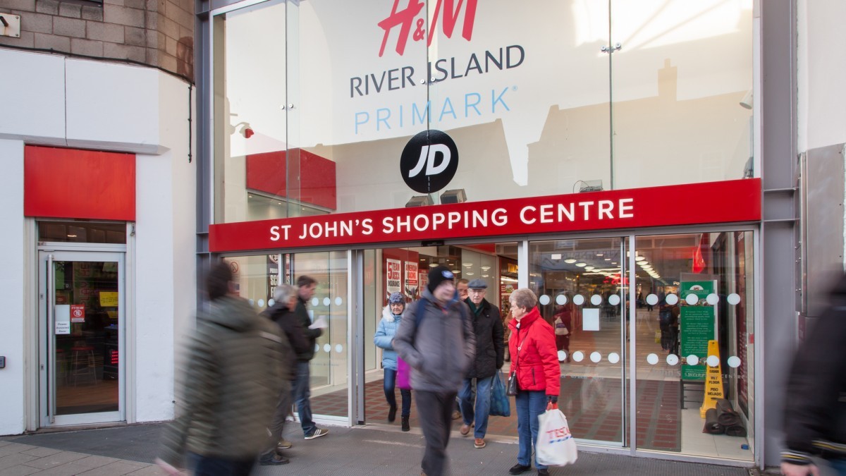 Retailers Opening Hours